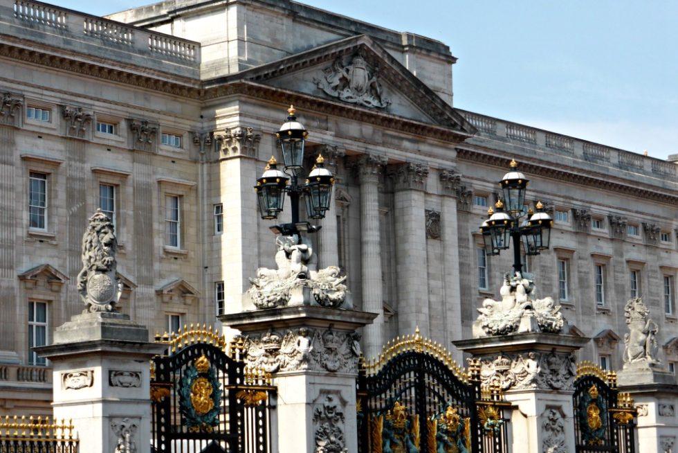 A Royal Day Out in London - One Day Itinerary | One Trip at a Time